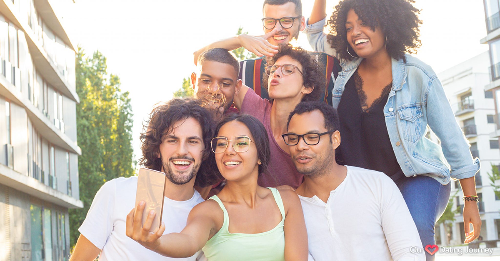 Dating A Latina And Latino Dating (THE COMPLETE GUIDE)